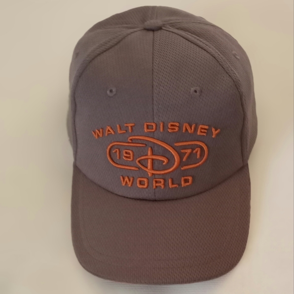 Disney | Accessories | Walt Disney World Parks Est 971 Cap | Poshmark